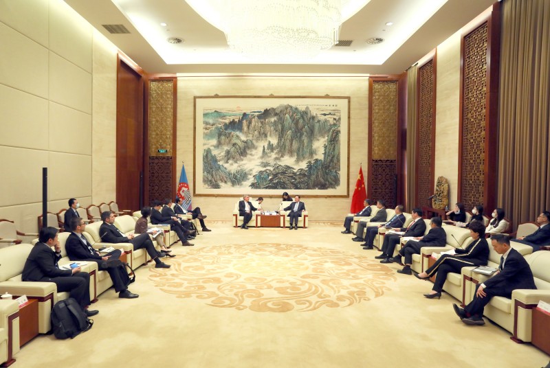 Weng Zuliang Meets with Eduardo Bartolomeo, CEO of Vale